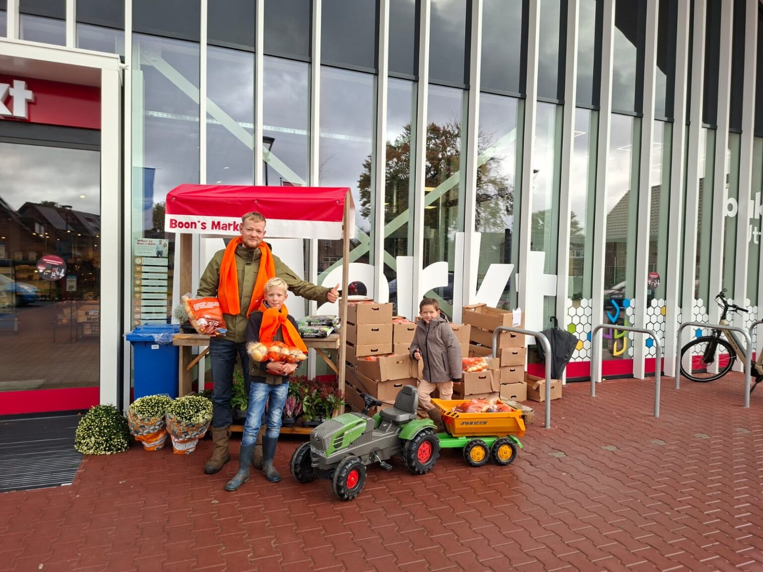 Ludieke actie SGP - Uddel Info